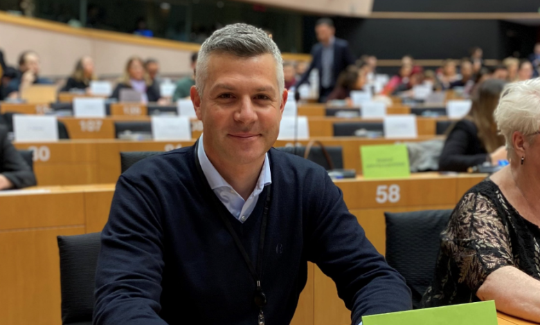 Nemec emërohet raportues për heqjen e vizave për poseduesit e ... Nemec emërohet raportues për heqjen e vizave për poseduesit e ...